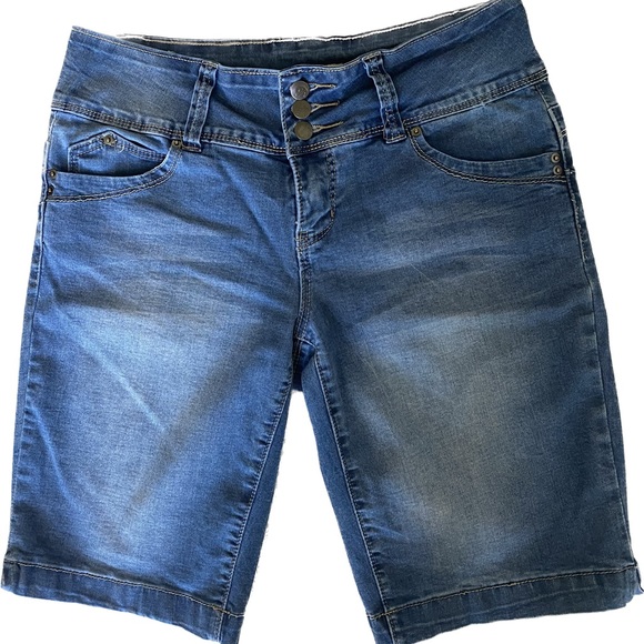 Royalty For Me | Shorts | Royalty For Me Wannabetabutt 3 Button Bermuda ...